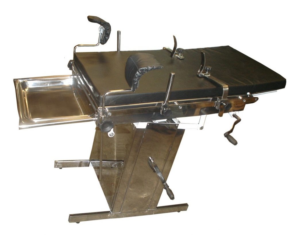 Mesa de Parto LUXO – Cirúrgica Mache Equipamentos Hospitalares